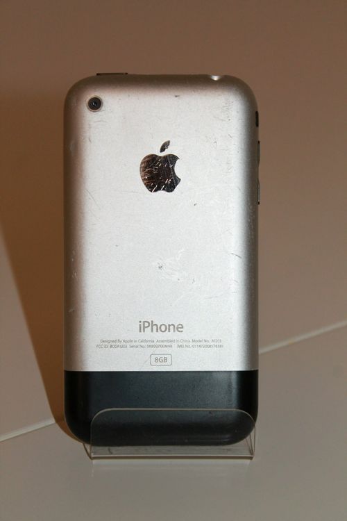 Apple iPhone 1. Generation 8GB 2G Model 2007 (Gebraucht) in Basel für ...