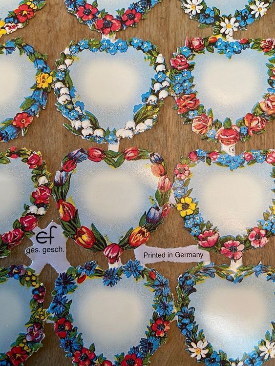 24 Herzen Blumenherzen Oblaten Glanzbilder Nostalgie | Kaufen auf Ricardo