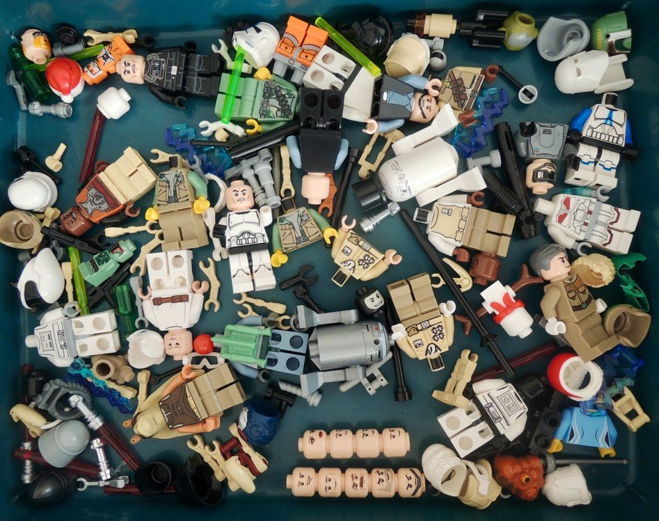 Ganz viele Lego Minifiguren, Tiere und Zubehör | Kaufen auf Ricardo