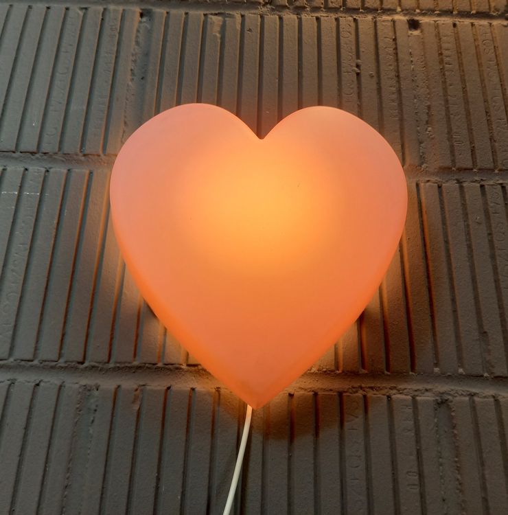 Ikea Heart Lamp, Herz Deko Wandlampe (Gebraucht) in für CHF 40 – mit ...