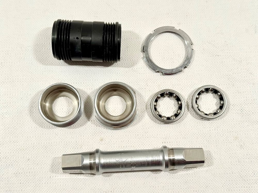 Shimano 68-W-112 Bottom Bracket Innenlager 112mm FRENCH 2601 (Gebraucht ...