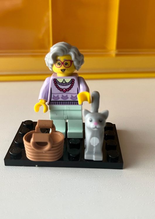 Lego Minifigur Serie 11 / Grandma / Grossmutter | Kaufen auf Ricardo