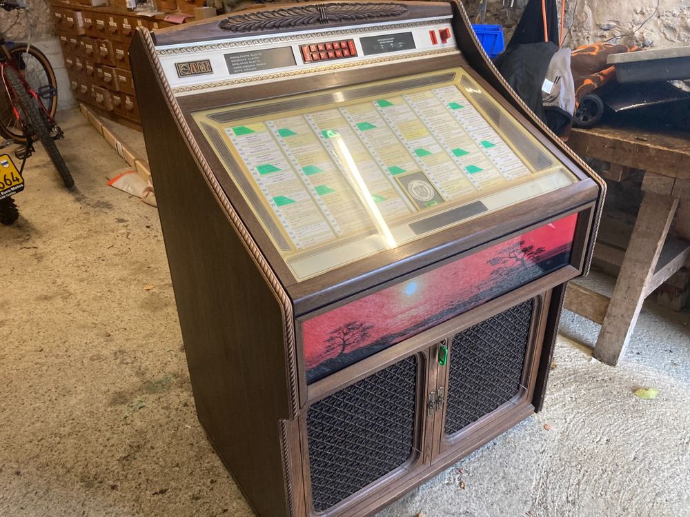 Musikbox Rowe AMi Jukebox (Defekt) in Neuheim für CHF 350 – nur ...