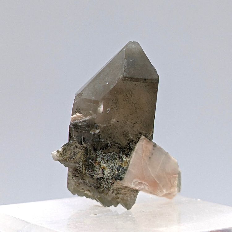 SMOKY QUARZ mit ROSA ORTHOKLAS, Baveno (Neu (gemäss Beschreibung)) in Balerna für CHF 16 – mit ...