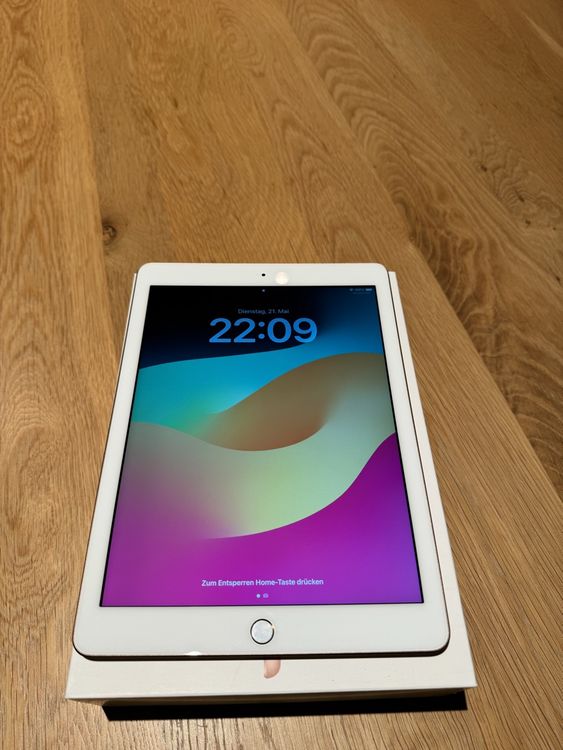 Apple iPad (6.Gen) 128GB Gold | Kaufen auf Ricardo