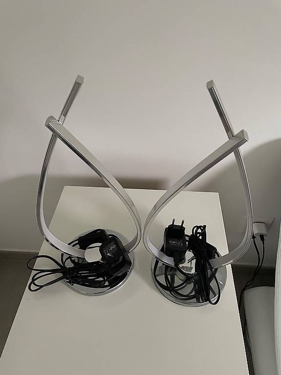 Lampada da tavolo led (Usato) a Solduno per CHF 30 – con consegna ...