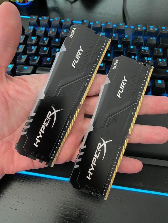 32GB HyperX Fury RGB Heatsink RAM (2 x 16 GB) (Neu (gemäss Beschreibung ...