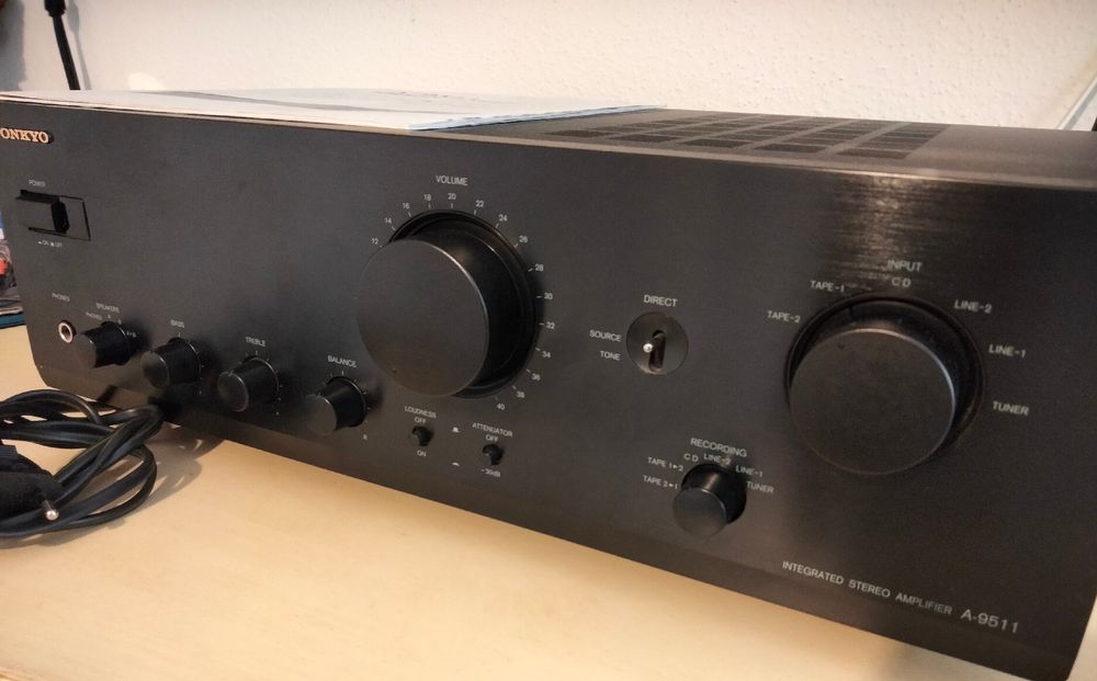Onkyo integrated Stero Amplifyer A-9511 (Gebraucht) in Zürich für CHF 45 – nur Abholung auf ...