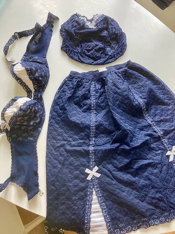 Vintage French Unterwäsche Damen, BH Slip Petticoat (Gebraucht) in ...