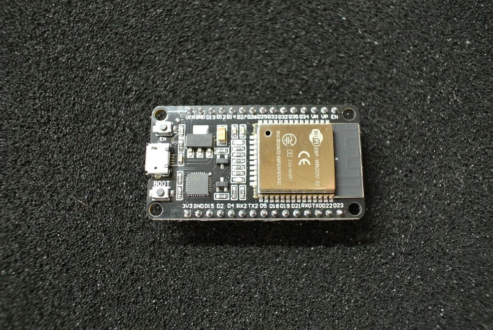 ESP-WROOM-32 DEVKIT 30Pin | Kaufen auf Ricardo