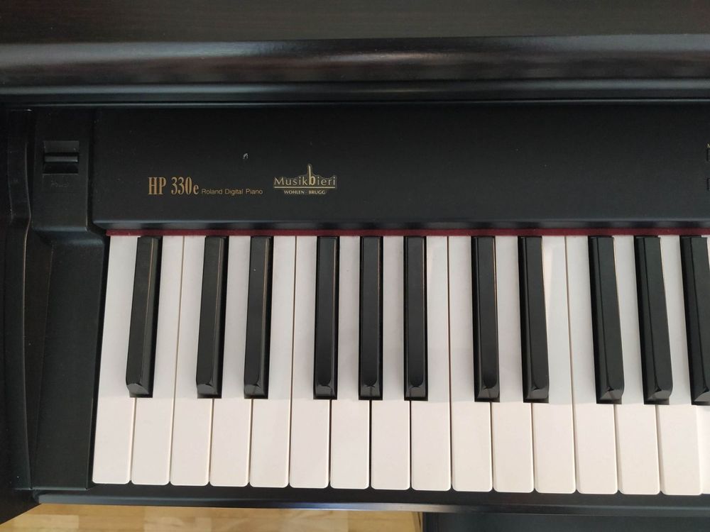 Digital Piano Roland HP 330 (Gebraucht) in Uster für CHF 100 – nur ...