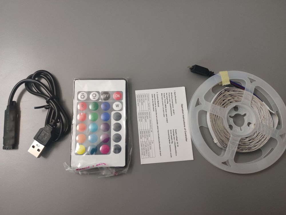LED Streifen Set mit Fernbedienung RGB 5m | Kaufen auf Ricardo