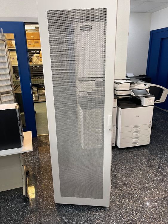 Serverschrank, Serverrack COMPAQ fahrbar und abschliessbar (Gebraucht ...