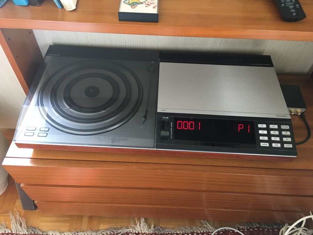 Bang & Olufsen Beocenter 7002 (Defekt) in für CHF 100 – nur Abholung ...