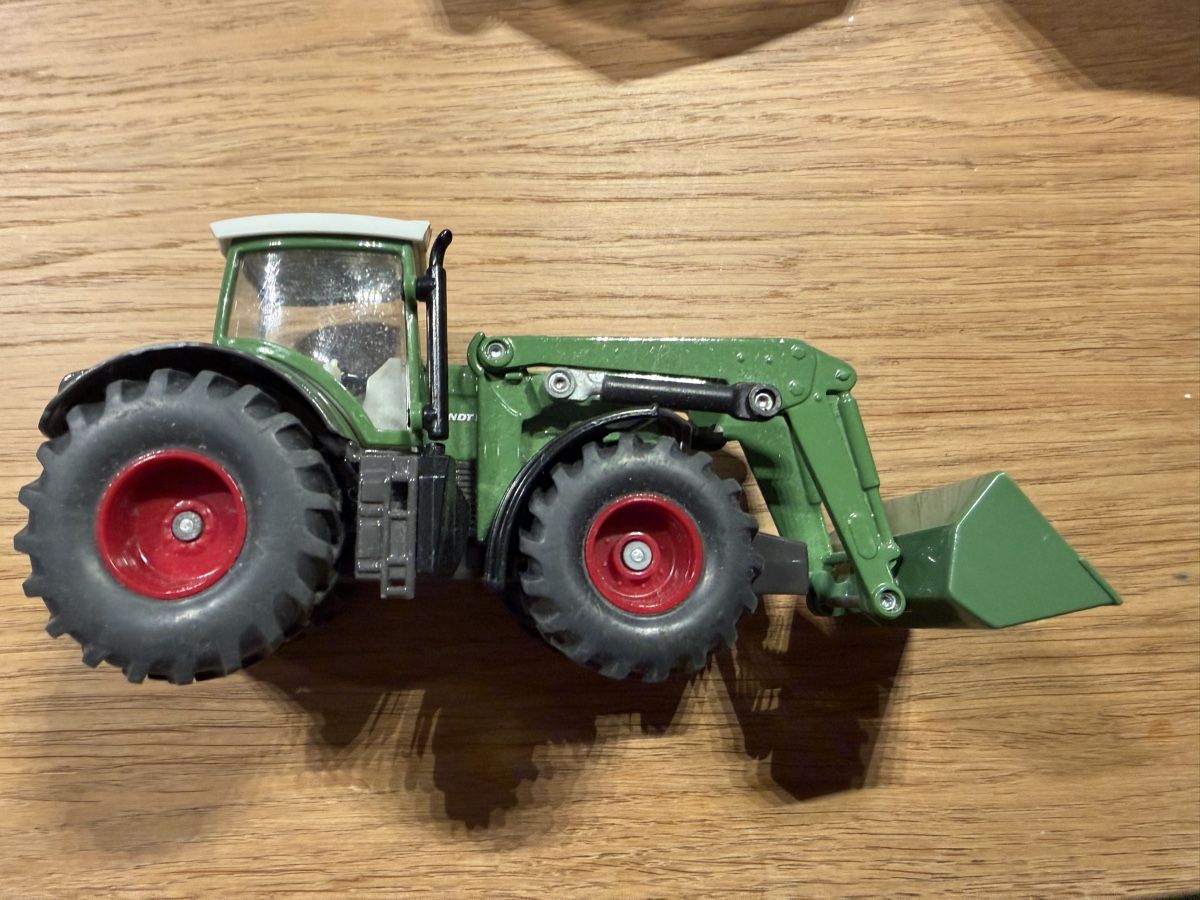 Siku Fendt 936 Vario mit Frontlader, Top Zustand! (Gebraucht) in ...