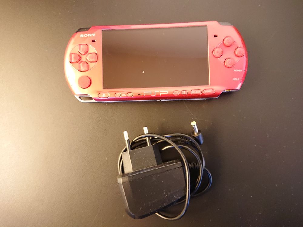 Sony Playstation PSP - Konsole 3004 - Rot Radiant Red - 4GB | Kaufen ...