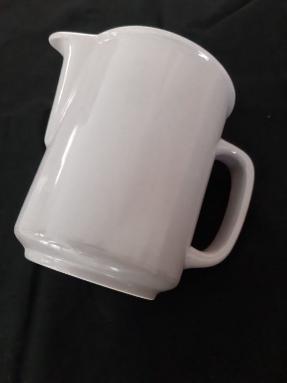 Krug 1 Liter (Gebraucht) in Schmitten für CHF 3.5 – mit Lieferung auf Ricardo kaufen