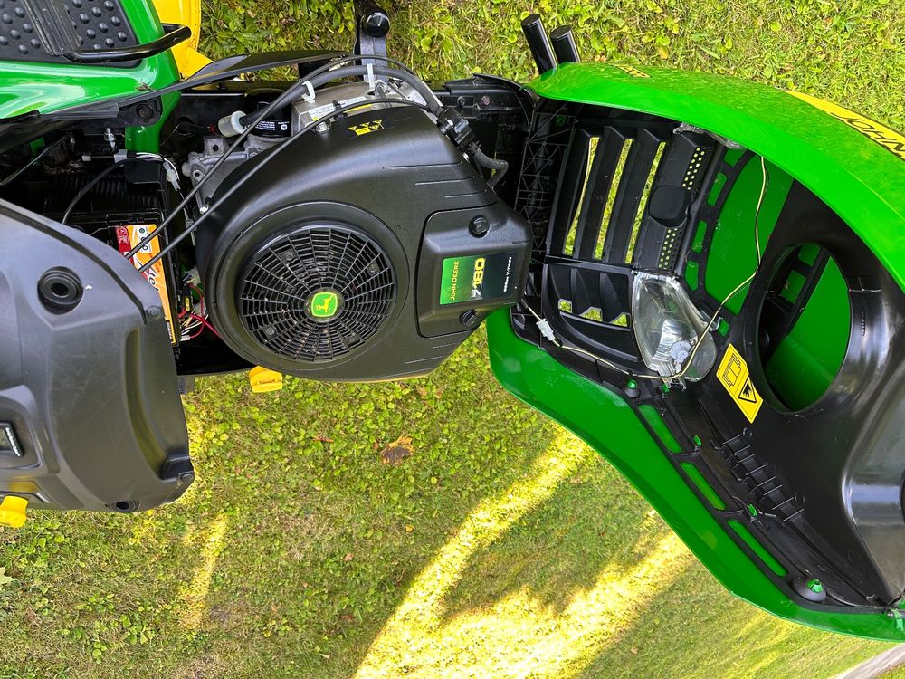 Rasentraktor John Deere X155R (Gebraucht) in Grossdietwil für CHF 3700 ...