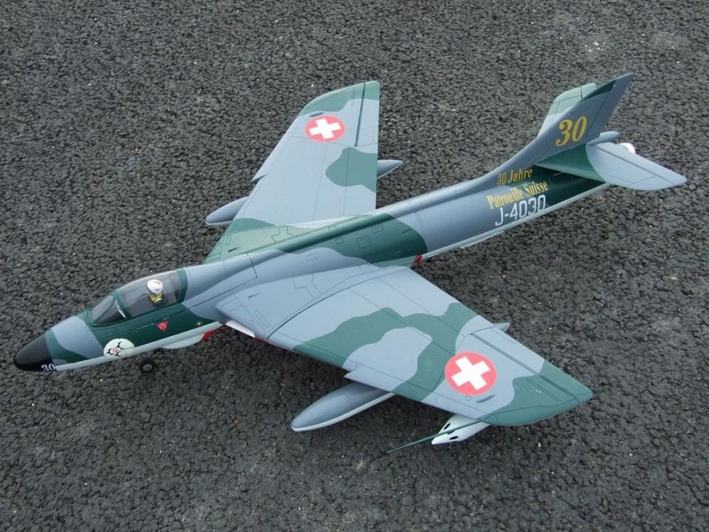 Lander Hawker Hunter 70mm EDF Jet 4-6S w / Retracts & Flaps (Neu und ...