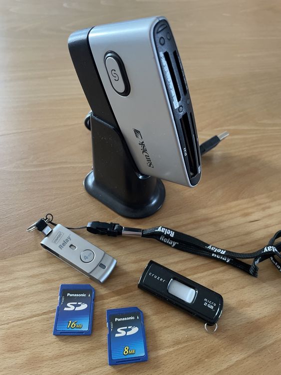 Sandisk 12 in 1 USB Cardreader | Kaufen auf Ricardo