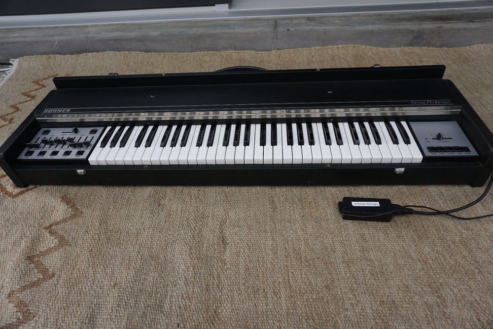 Hohner String Performer Analog Synth | Kaufen auf Ricardo