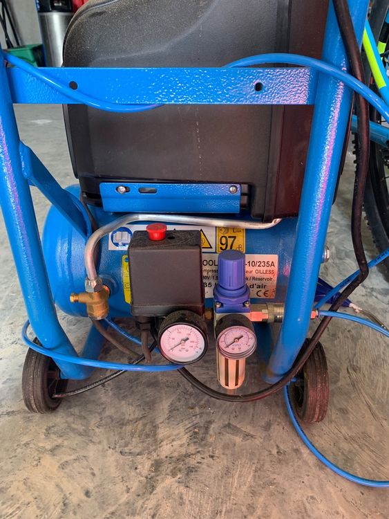 TOOL-AIR Kompressor 10L CL-10/235A | Kaufen auf Ricardo