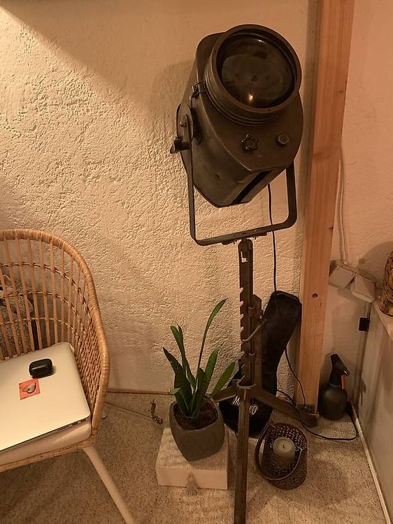 Stehlampe im Industrial-Look, Leuchtturm Lampe (Gebraucht) in Dietikon ...