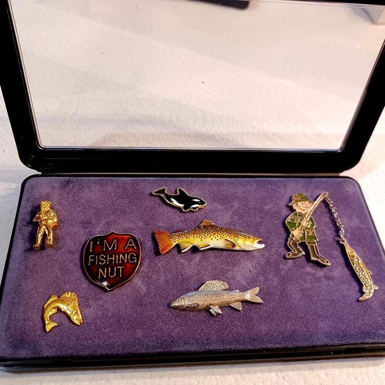 Fischer, Angler Pin's | Acheter sur Ricardo
