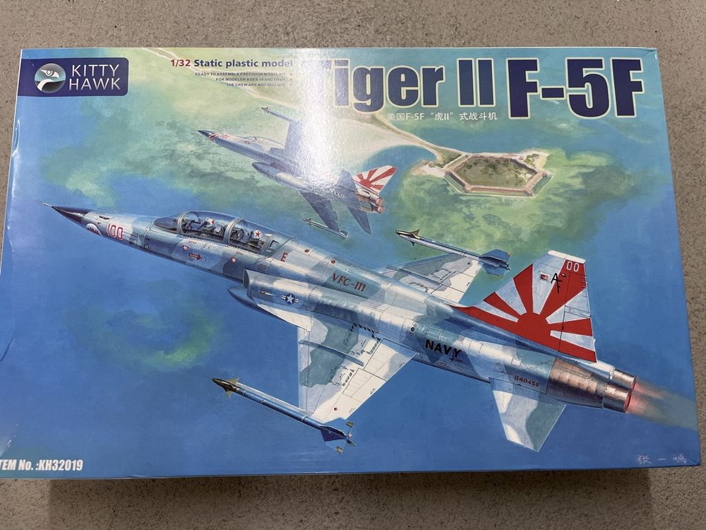 Kitty Hawk Tiger II F-5F, 1:32, Modellbausatz, Neu! (Neu und ...