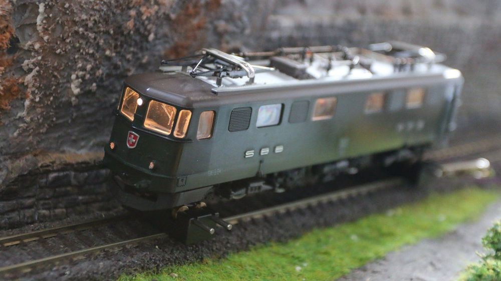 Roco H0: Ae 6/6 Gleichstrom Digital (ZIMO) | Kaufen auf Ricardo