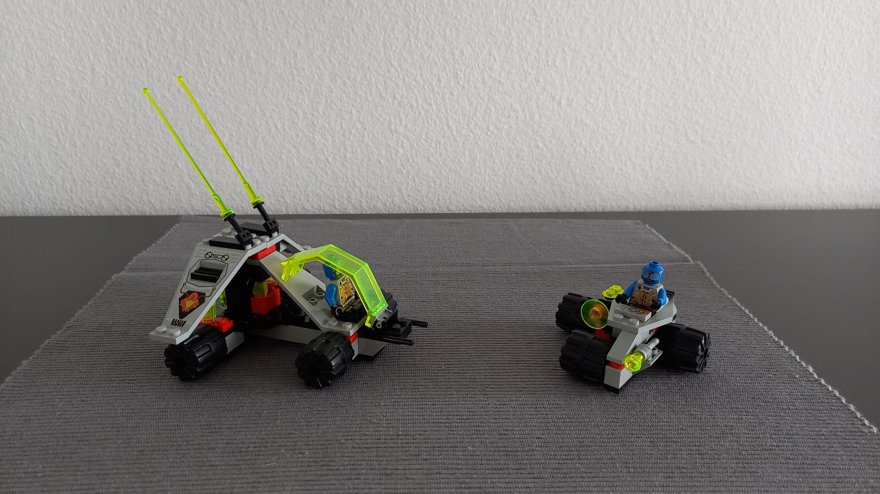 Lego Space UFO - Sets (Gebraucht) in Emmenbrücke für CHF 55 – mit ...