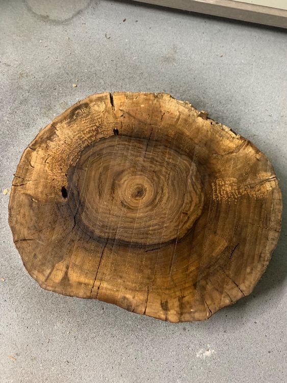 Nussbaum Holzscheibe (Neu (gemäss Beschreibung)) in Oftringen für CHF 80 – mit Lieferung auf ...