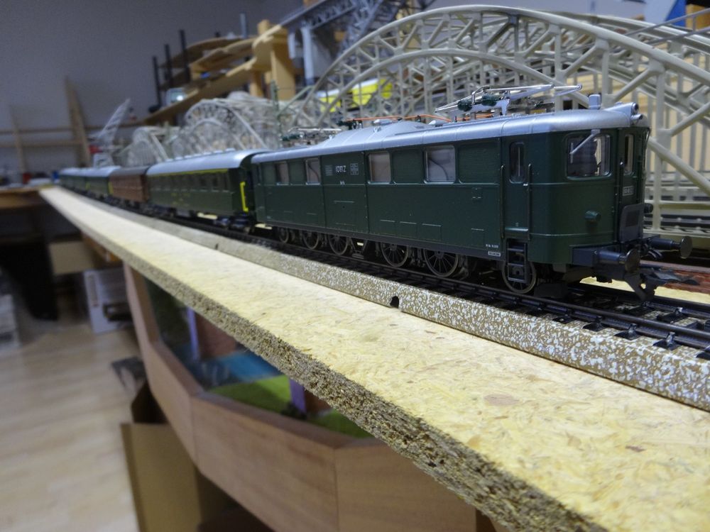 Roco Gotthardzug mit SBB Ae 4/6 und 6 Wagen | Kaufen auf Ricardo