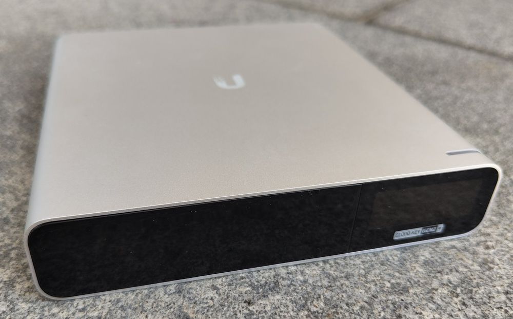 Ubiquiti UniFi Cloud Key Plus Gen 2 (Gebraucht) in Eschen für CHF 125 ...