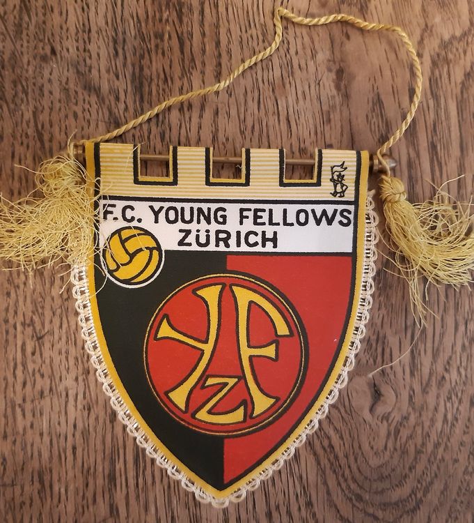 Auto-Wimpel FC Young Fellows Zürich, 70er (Gebraucht) in Basel für CHF 18.9 – mit Lieferung auf ...