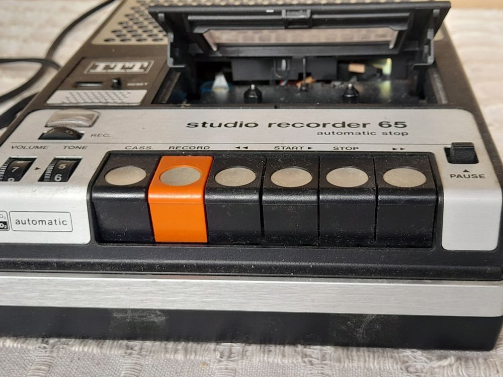 ITT Studio Recorder/Cassettenrecorder 65 (Defekt) in Thun für CHF 29 ...