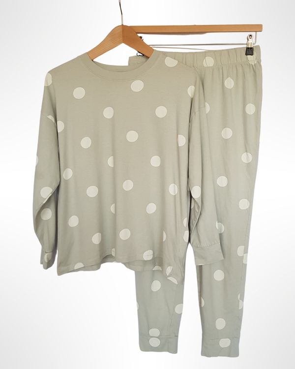 C&A Pyjama-Set Gr.M (Gebraucht) in für CHF 5 – mit Lieferung auf ...