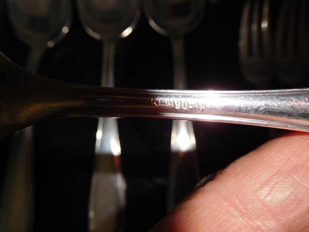 Ess-Besteck, versilbert, REM 90 18, 5 x 6 = 30 Einzelteile (Gebraucht) in Olten für CHF 100 ...