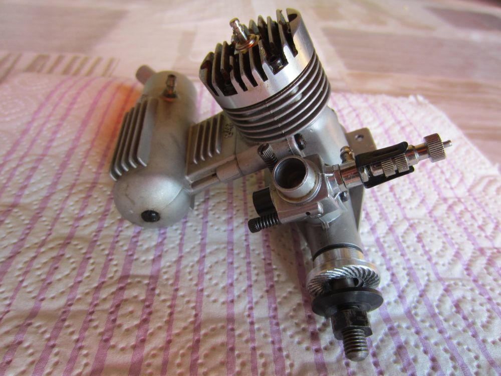 OS MAX 25 FP, neuwertiger Nitromotor (D'occasion) à Bachenbülach pour CHF 84 – avec livraison ...