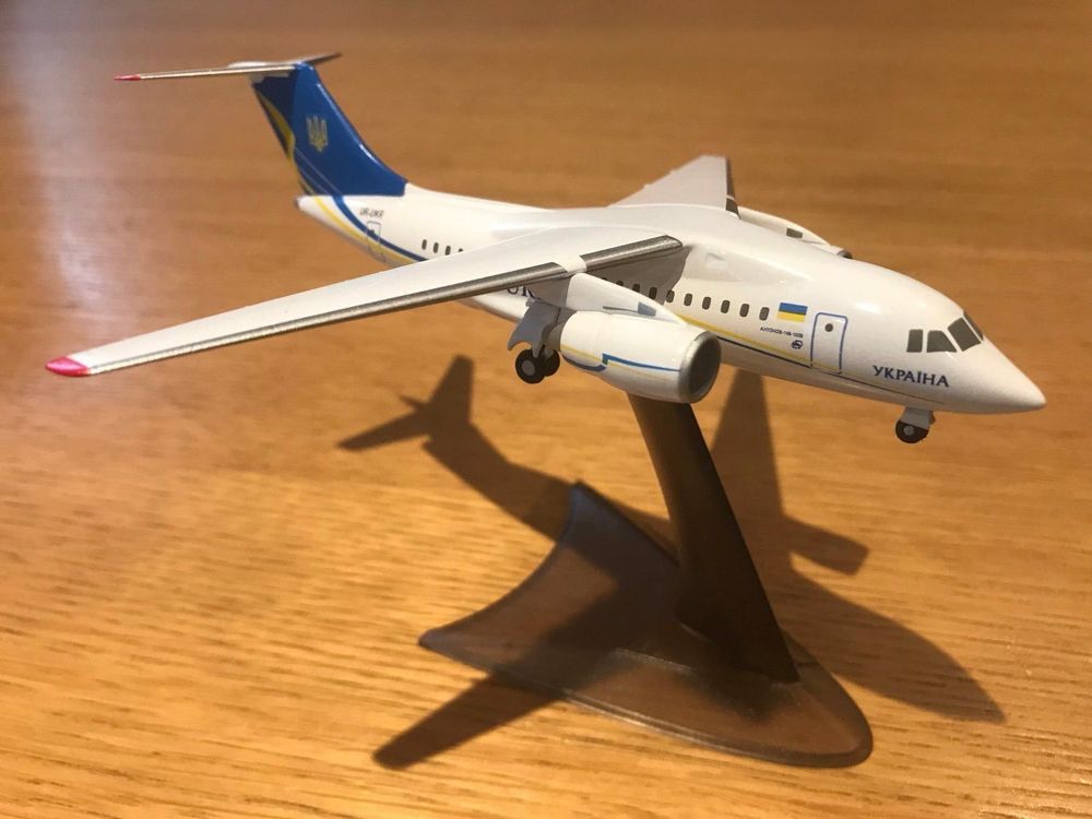 Antonov An-148 Ukraine Government 1/200 (Neu und originalverpackt) in ...