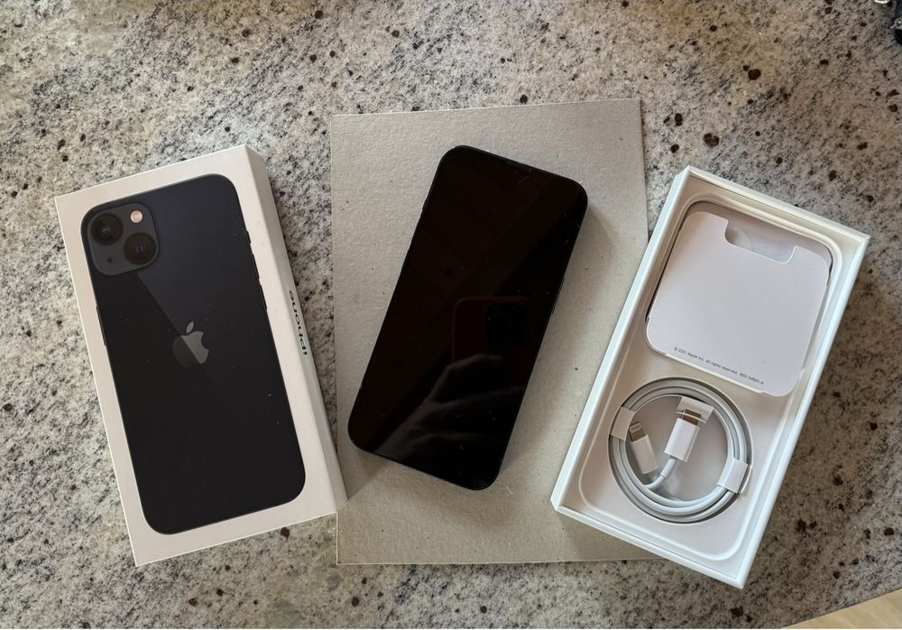 Apple iPhone 13, Midnight, 128GB (Gebraucht) in Domat/Ems für CHF 325 ...