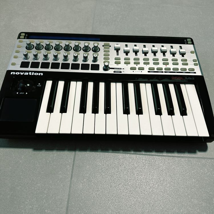 Novation 25 SL MK2 | Kaufen auf Ricardo