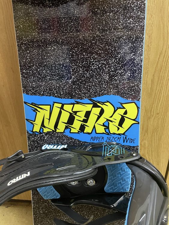 Nitro Ripper Snowboard, 142cm (kürzlich Service gemacht) (Gebraucht) in ...