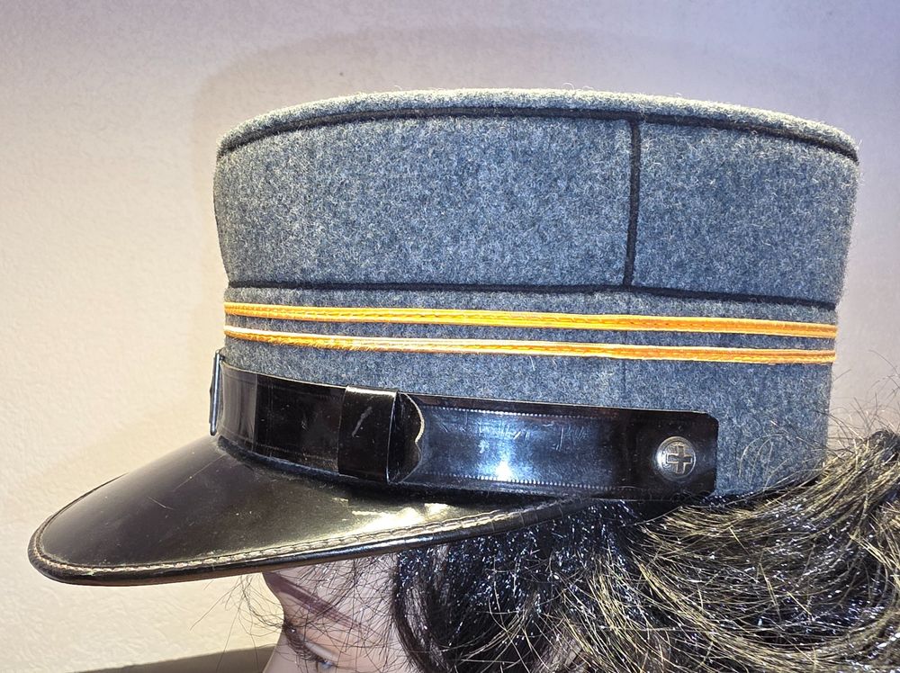 Hut / Mütze CH-Armee Ord. 1949 > Oberleutnant grober Stoff (Gebraucht ...