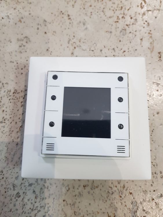 uLux Switch RJ45 (KNX / Loxone) (Neu (gemäss Beschreibung)) in Näfels ...