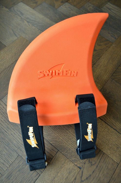 Swimfin Haifisch-Flosse Schwimmhilfe (Gebraucht) in Zürich für CHF 19 ...
