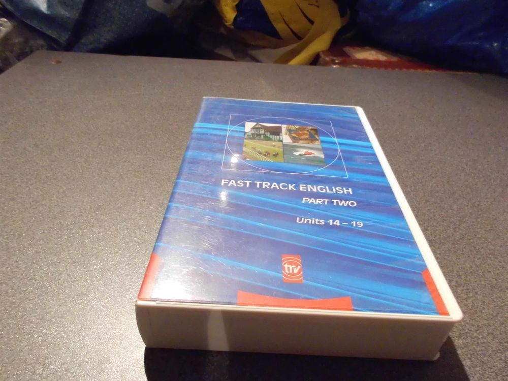 Video Fast Track, English, Part. TWO | Kaufen auf Ricardo