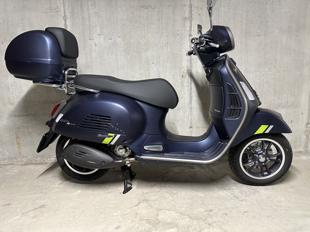 PIAGGIO Vespa GTS 300 SuperTech – kleine Schäden (Gebraucht) in Lüchingen für CHF 4999 – nur ...