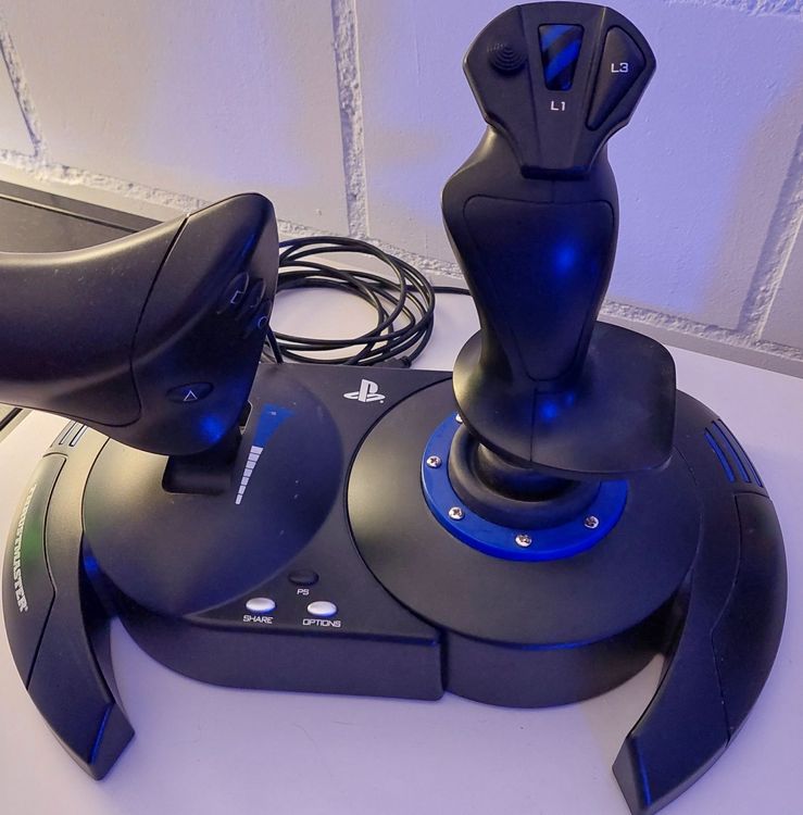 Thrustmaster T.Flight Hotas 4 PS4 Joystick | Kaufen auf Ricardo