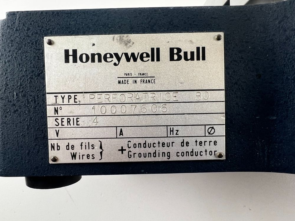 Vintage Computer - Honeywell Bull Lochkartenstanzer (Gebraucht) in ...